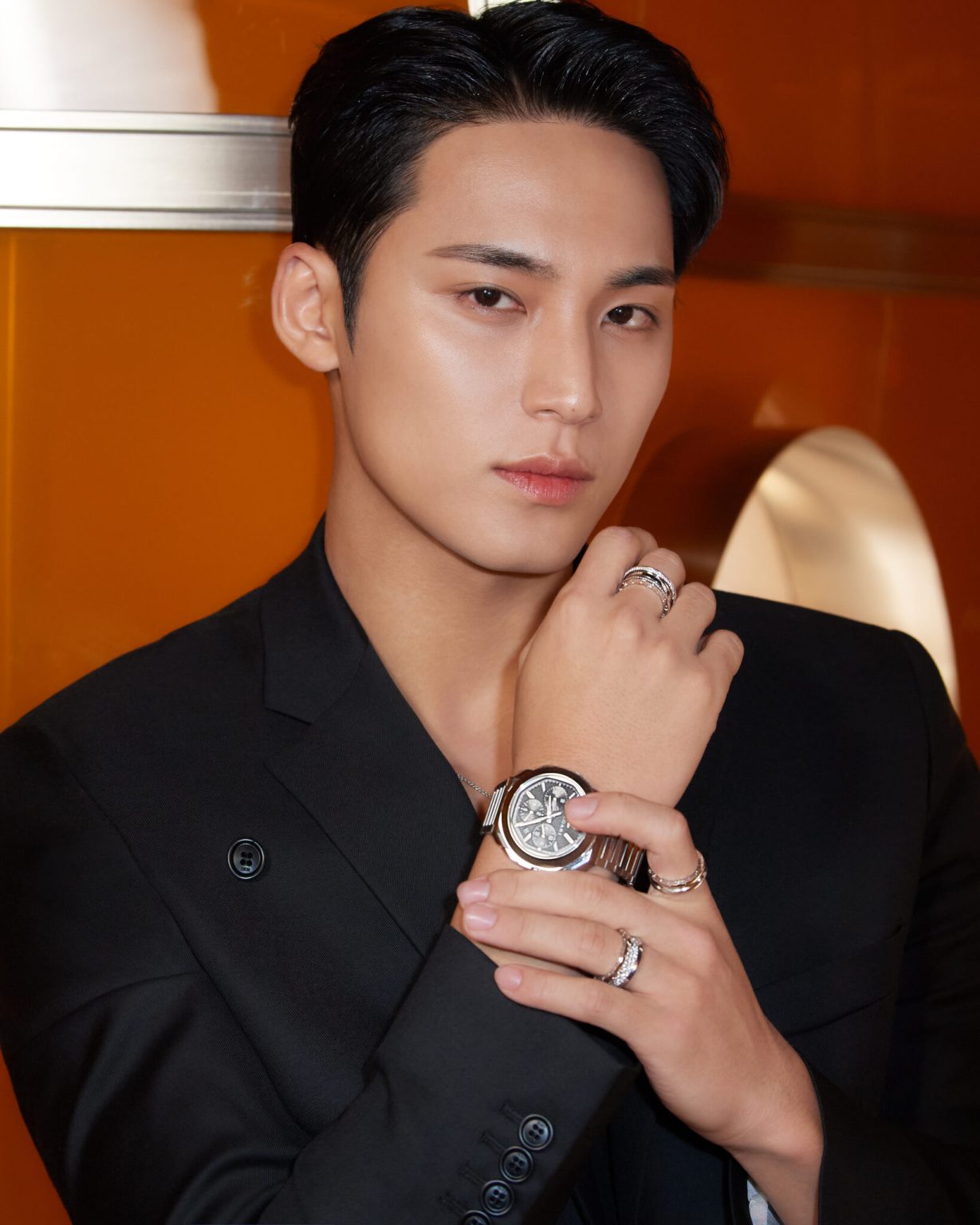 Mingyu SEVENTEEN Resmi Ditunjuk sebagai Duta Lokal Pertama Bulgari di ...